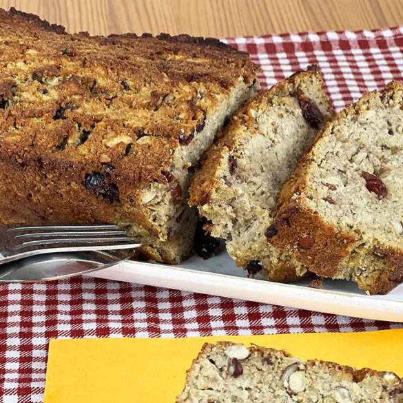 Recette de Cake aux fruits secs : une alternative saine et savoureuse ...