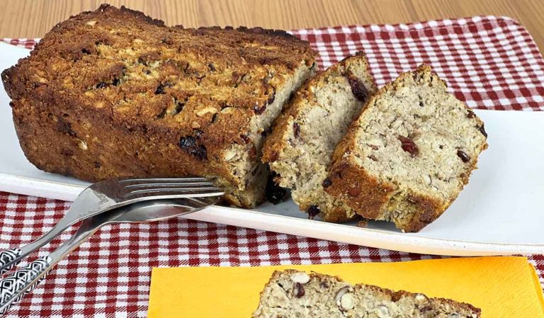 Recette de Cake aux fruits secs : une alternative saine et savoureuse ...